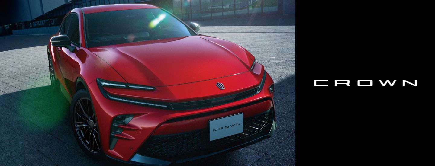 【徹底検証】クラウンスポーツからクラウンエステートに乗り換える価値はある？内外装や走行比較 - Lexury Motors Journal